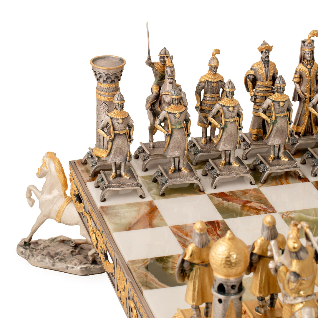 Zar vs Gengis Khan: Ultra Luxurious Limited Edition Chess Set – Hobby.lt 🇬🇧